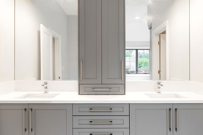 How to Select the Perfect Bathroom Cabinets For Your Home | Briteway ...